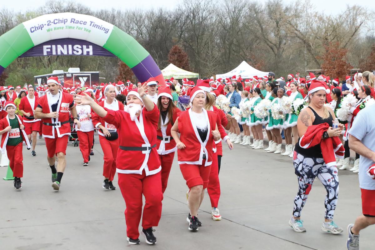 2022 YMCA Waxahachie Santa Run (photos by Mike Sackett) | Ellis County ...